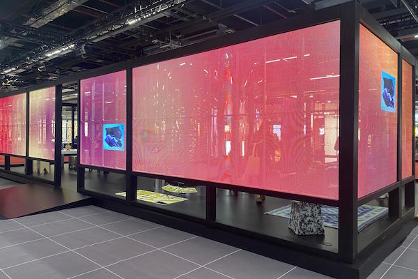 Transparent-LED auf der Heimtextil Sonderschau - AVMS